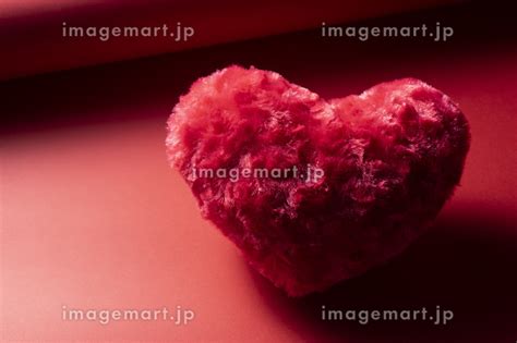 赤いハートのイメージの写真素材 264394366 イメージマート