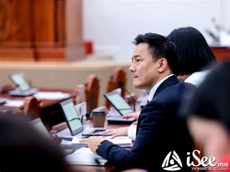 О Батнайрамдал Оюутолгой ХХК д төрийн эзэмшлийн хувь хэмжээг тогтоох ажлыг Засгийн газар