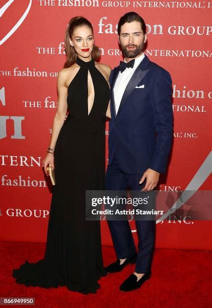 Sean Opry Photos Photos And Premium High Res Pictures Getty Images
