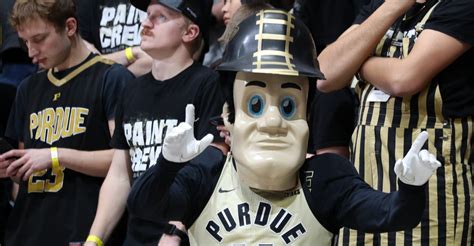 Men Of Mackey Kyle Mangas Is Back Hammer And Rails