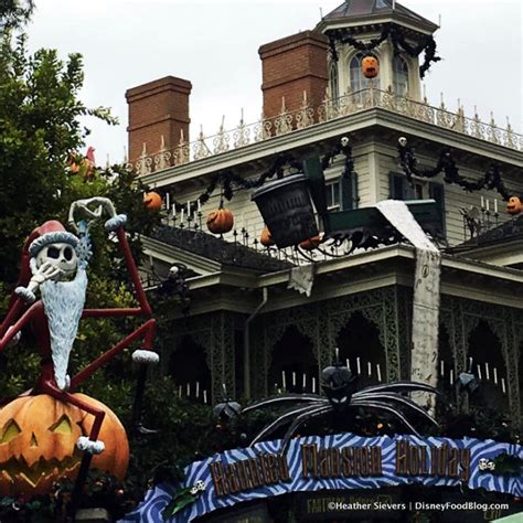 Whats This Annual Passholders Can Ride The Haunted Mansion Holiday