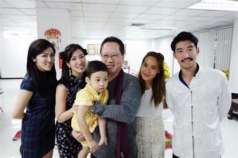 เปิดครอบครัว เจ้าสัวบุญชัย เบญจรงคกุล ลูกๆ5คน กับอดีตภรรยา