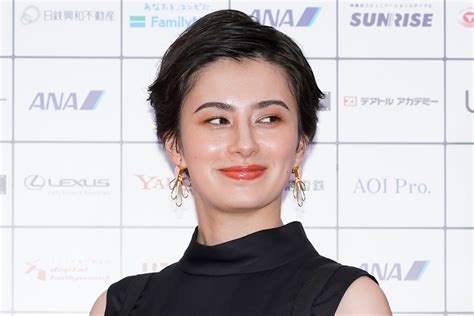 【写真】ホラン千秋「年収4億円」報道否定も帯番組とcmで「億は超えている」の指摘｜newsポストセブン