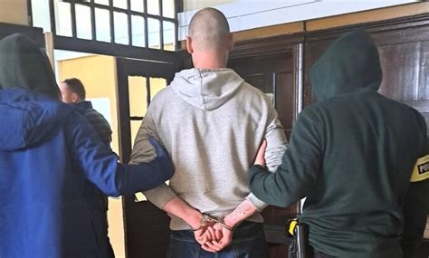 Poszukiwany listem gończym w rękach strzeleckich kryminalnych O Polskie Ratownictwo