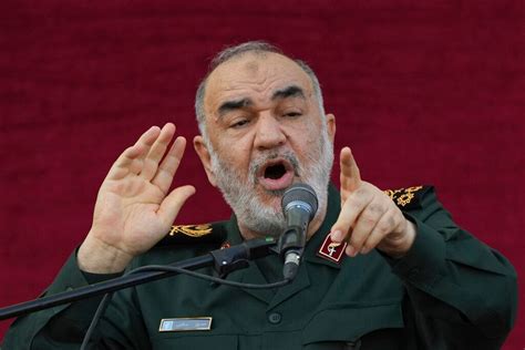 القائد الأعلى للحرس الثوري الإيراني يؤكد أن هجوم 7 أكتوبر كان تحركًا