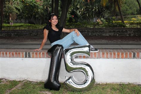 Leslie Cassandra Fernandez Rayo Mesa De Regalos