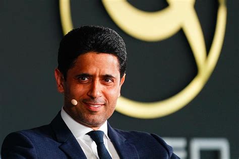 Psg Limage Improbable De Nasser Al Khelaïfi Dans Le Métro Londonien