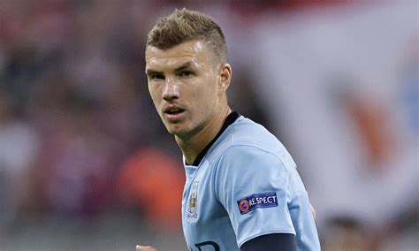 Edin Dzeko Resimleri