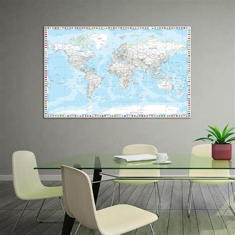 Дэлхийн газрын зураг төрийн далбаатай