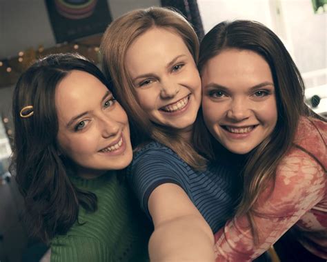 Sexify 2021 Netflix Series Season 2 Teen Comedy With An Extra