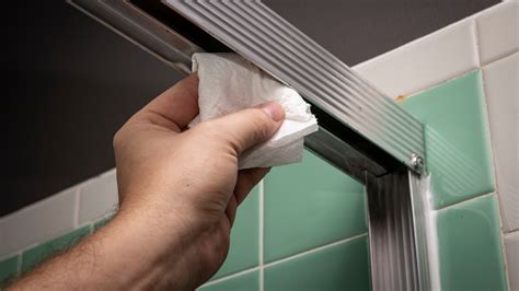 Use Hydrogen Peroxide To Keep Your Shower Sparkling Clean
