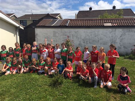 U8 Ladies Football Team Trip To Monaleen Clooney Quin Gaa Club