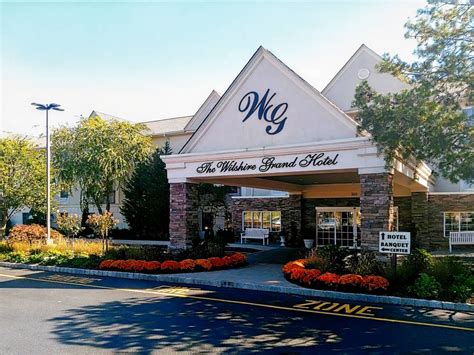 The Wilshire Grand Hotel West Orange Hotel During The Day