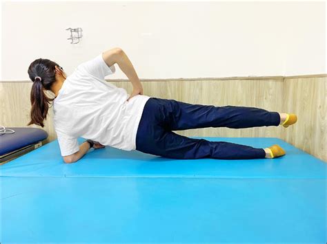 走路髖關節喀喀響 不疼痛就無害 自由健康網