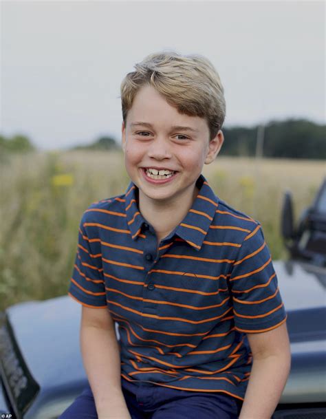 Heirs To Being Ten Beaming Prince George Looks Smart In New Portraits