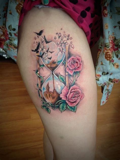 Pin On Tatuagem De Ampulheta Hourglass Tattoo Tattoos For Women