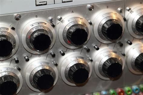 Analogcomputertechnologydialsmultiturn Free Image From