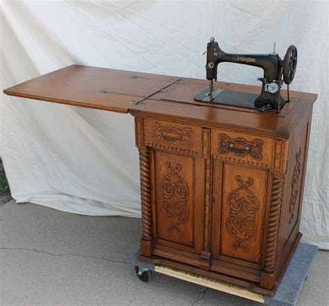 Used Sewing Machine Cabinet With Lift At Rita Skelley Blog