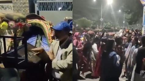 अब तक नहीं देखा होगा इतना मजेदार प्रोटेस्ट तेरी आंख्या का यो काजल पर