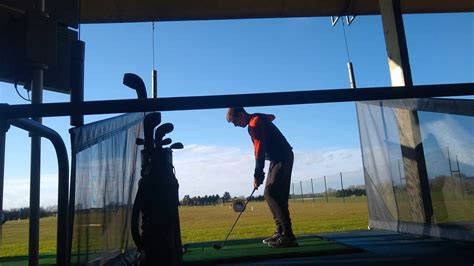 Beginner Struggling 6th Time At The Range Everything Starts Left And Curves Left Instructor