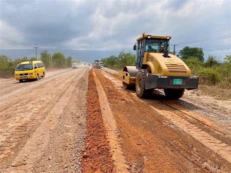 កំណាត់ផ្លូវជាតិលេខ៣ វាលរេញ ត្រពាំងរពៅ ត្រូវបានកៀរកិនបង្ហាប់ និងស្រោចទឹក