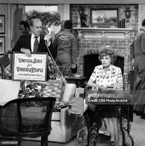 Lucille Ball 1972 Photos And Premium High Res Pictures Getty Images