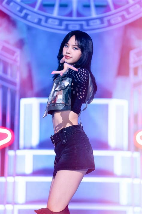 Lisa Brasil 🏆👩‍🚀 On Twitter Hintergrund Iphone