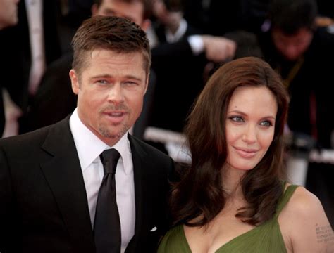 Brad Pitt Wallpapers Sexy Hollywood Actor Brad Pitt Wallpapers