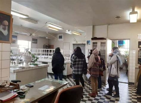 بازدید دانشجویان جدیدالورود دانشکده دامپزشکی دانشگاه تهران از بخش‌های مختلف دانشکده تصاویر