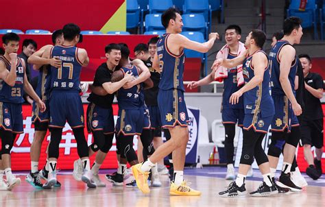 比nba好看！19岁中国威少2个三分灭上海，西热第3胜，李春江再见 哔哩哔哩