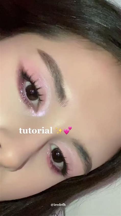 Pink Glitter Makeup Tutorial Inspiration Eyeshadow Eye Makeup Makeup