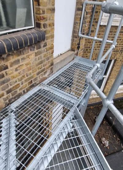 Access Platforms And Steps Built To Required Specifications Sapphire