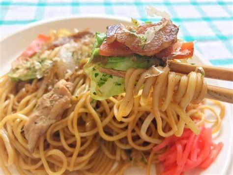 べちゃっとしない「おいしい焼きそば」の作り方！調理師が伝授 Macaroni