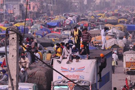 Farmers Sit In At Noida Delhi Border Key Route To Delhi Closed For