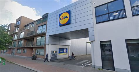 Klant Slaat Medewerkster Lidl Tegen De Grond Terwijl Kinderen Toekijken Buitenland BN DeStem Nl