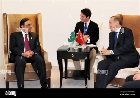 Pakistan President Asif Ali Zardari Exchanges Views With Turkish Prime