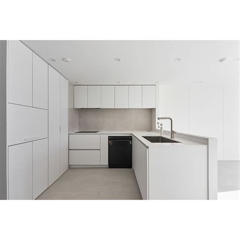 에이치디자인│강남인테리어•서초인테리어•송파인테리어•노원인테리어•구리인테리어•남양주인테리어 깔끔한 디자인과 중립적인 색상 팔레트 기능적인 디자인 요소와 함께 주방 가구는