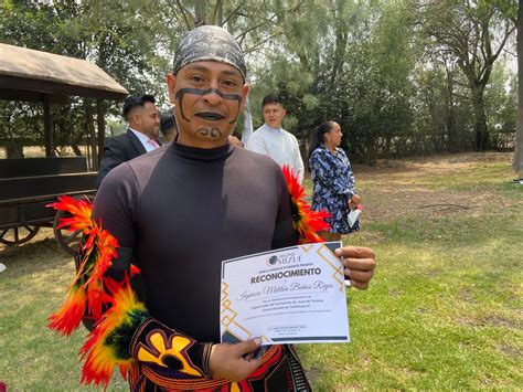 Capacitan A 25 Guías Turísticos De La Zona Arqueológica De Teotihuacán
