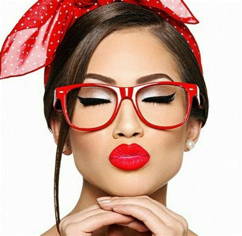 Pin Up Girls With Glasses Romantic Style Amai Art Pictures Female