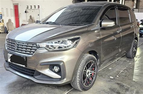 Suzuki Ertiga Gx Mt Manual 2018 Magma Grey Km 58rban Good 4763309