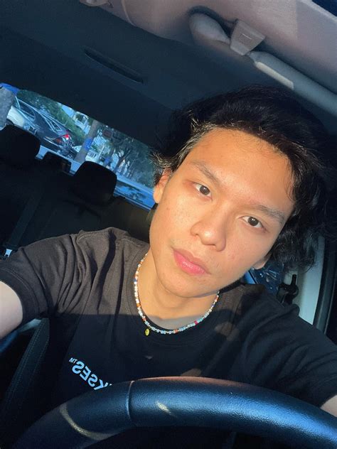Bambi On Twitter Rt Nadhirnasar Selfie Dump