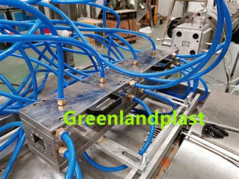 Hdpe Wpc Profile Extrusion Machine Pvc Wood Profile Extrusion Line