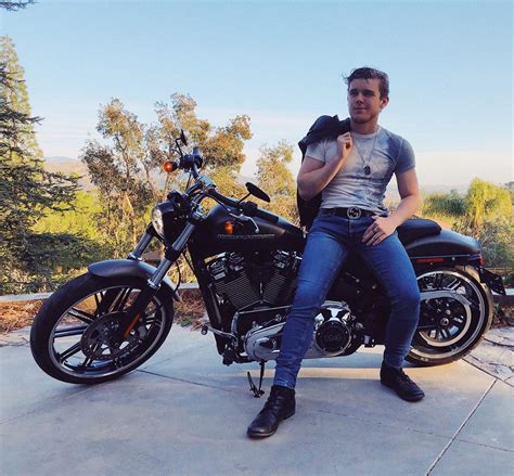 Picture Of Sean Ryan Fox In General Pictures Sean Ryan Fox 1578082142