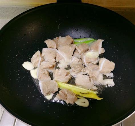 猪身上最值钱的肉是它，肉贩通常自己留下，识货的人抢着买东方养生频道东方养生