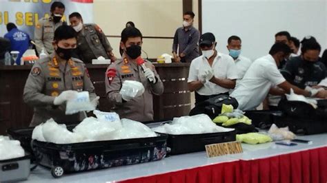 Kronologi Lengkap Pengungkapan Sabu Kilogram Di Makassar Bulan Diintai Polisi Tribun