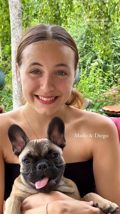 Photo Elle A Notamment Montr Sa Demi Soeur Mado Et La Ressemblance Est Saisissante Mado