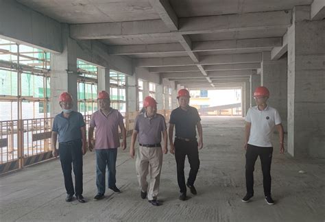 湖南建投四建集团有限公司 企业要闻 公司副总经理杨茂初、艾铁牛到邵阳公司邵阳市第一人民医院项目指导工作
