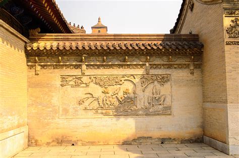 거 대 한 야생 거 위 파고다 복잡 한 불교 탑 서 안 산시 성 중국의 일부입니다 그것은 당나라 동안 652에서 건축 되었다