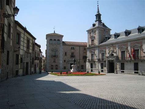 Plaza de la Villa Guía turística de Madrid