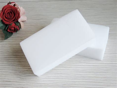 Меламінова губка диво помічниця у побуті